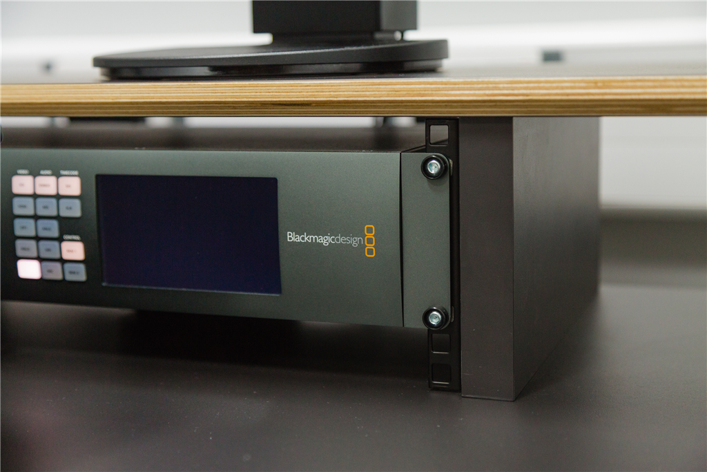 Technical Studio furniture London|edit desks| recording studio ...